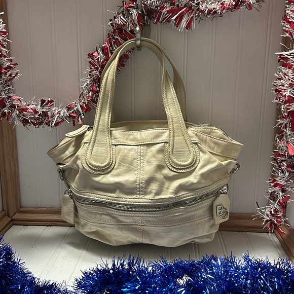 BCBGeneration | Bags | Bcbg Generation White Shoulder Tote Bag | Poshmark